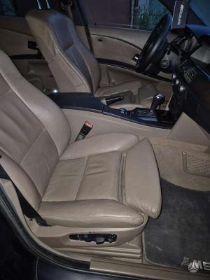 Black BMW 530 2007 in Jonava, with an engine capacity of 2.99 L and mileage of 366 thousand km for 4000 €, photo 12 on AUTOMOTO.COM.LV
