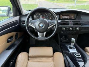 Melns BMW 530 2007 Viļņa, ar dzinēja tilpumu 2.99 L un nobraukumu 278 tūkst. km par 3950 €, foto 18 vietnē AUTOMOTO.COM.LV