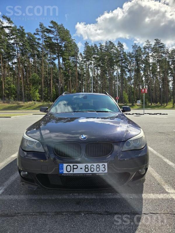 Black BMW 530 2007 in Riga, with an engine capacity of 3.00 L and mileage of 470 thousand km for 4900 €, photo 2 on AUTOMOTO.COM.LV