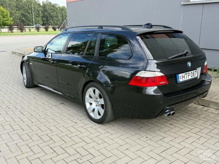 Black BMW 530 2007 in Radviliskis, with an engine capacity of 3.00 L and mileage of 381 thousand km for 3300 €, photo 5 on AUTOMOTO.COM.LV