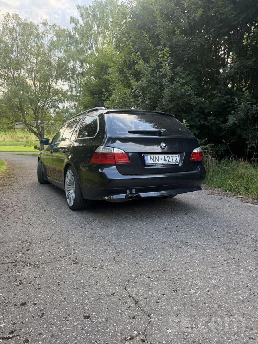 Melns BMW 530 2007 Rēzekne, ar dzinēja tilpumu 3.00 L un nobraukumu 320 tūkst. km par 5200 €, foto 3 vietnē AUTOMOTO.COM.LV