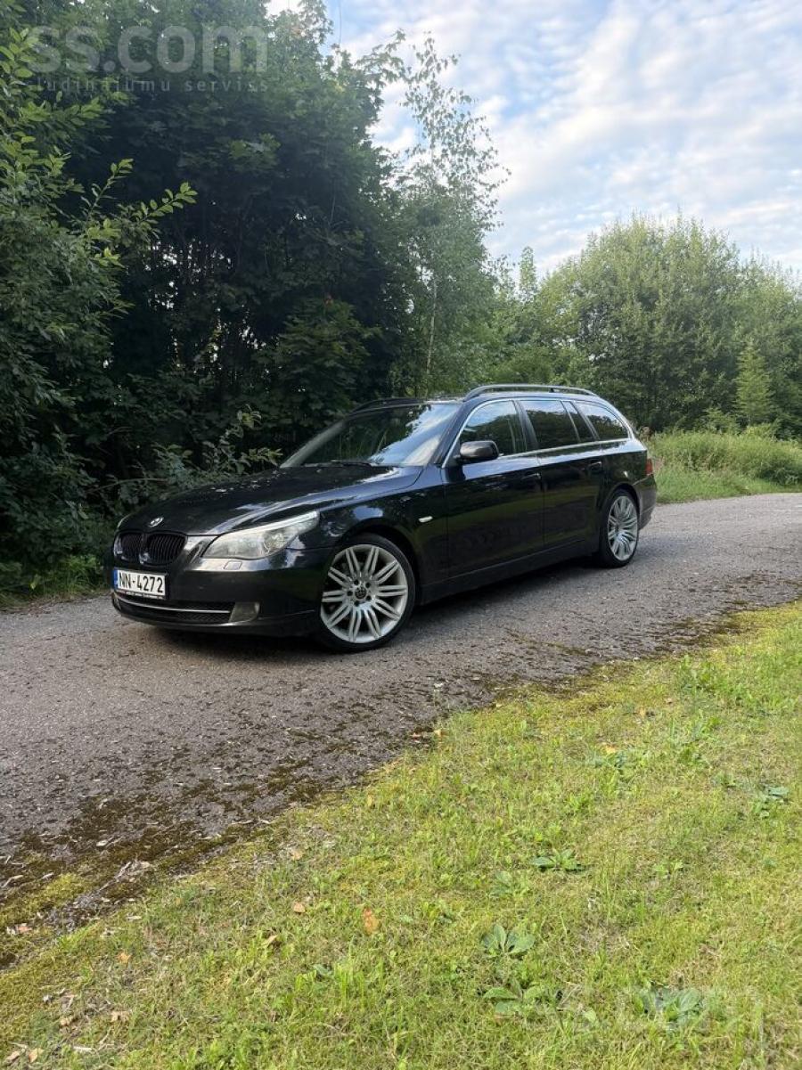 Melns BMW 530 2007 Rēzekne, ar dzinēja tilpumu 3.00 L un nobraukumu 320 tūkst. km par 5200 €, foto 5 vietnē AUTOMOTO.COM.LV