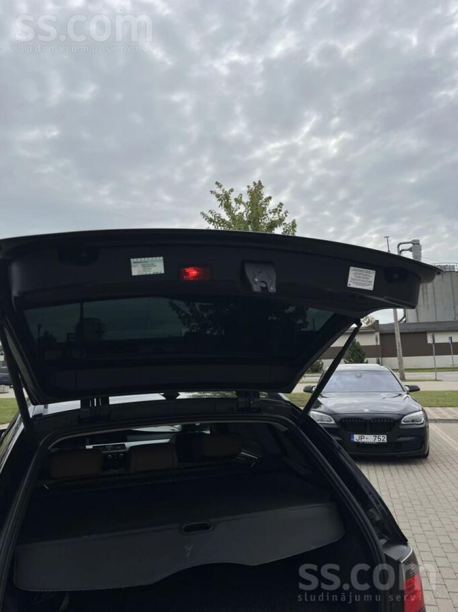 Melns BMW 530 2007 Aizkraukle, ar dzinēja tilpumu 3.00 L un nobraukumu 457 tūkst. km par 4700 €, foto 8 vietnē AUTOMOTO.COM.LV