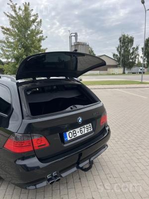 Melns BMW 530 2007 Aizkraukle, ar dzinēja tilpumu 3.00 L un nobraukumu 457 tūkst. km par 4700 €, foto 9 vietnē AUTOMOTO.COM.LV