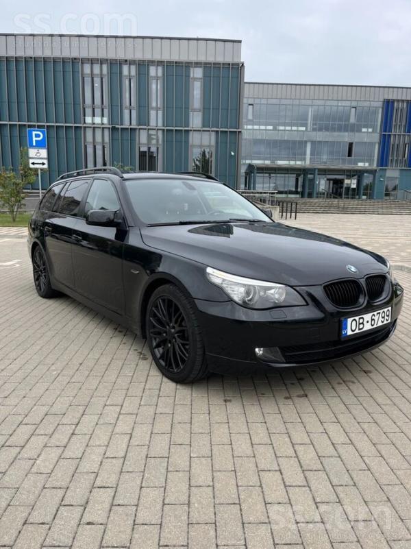 Melns BMW 530 2007 Aizkraukle, ar dzinēja tilpumu 3.00 L un nobraukumu 457 tūkst. km par 4700 €, foto 3 vietnē AUTOMOTO.COM.LV