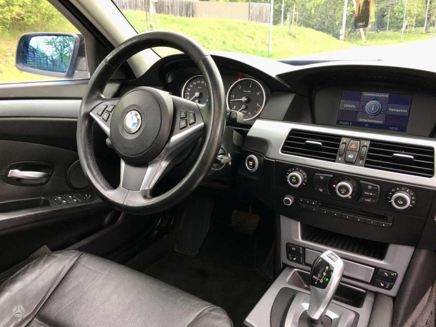 Black BMW 530 2007 in Vilnius, with an engine capacity of 2.99 L and mileage of 418 thousand km for 4750 €, photo 13 on AUTOMOTO.COM.LV