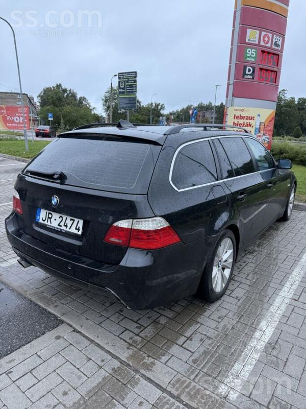 Melns BMW 530 2007 Rīga, ar dzinēja tilpumu 3.00 L un nobraukumu 307 tūkst. km par 5000 €, foto 4 vietnē AUTOMOTO.COM.LV