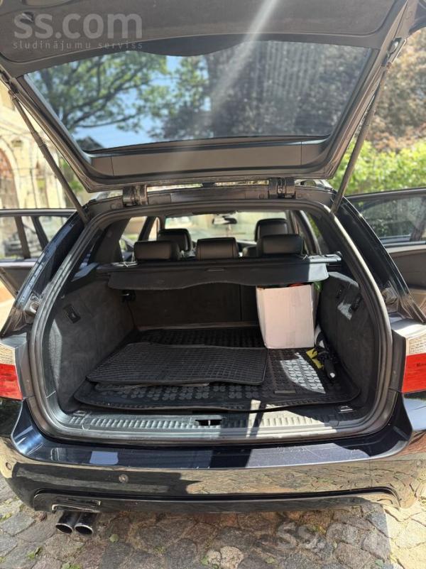 Black BMW 530 2007 in Cesis, with an engine capacity of 3.00 L and mileage of 377 thousand km for 6000 €, photo 6 on AUTOMOTO.COM.LV