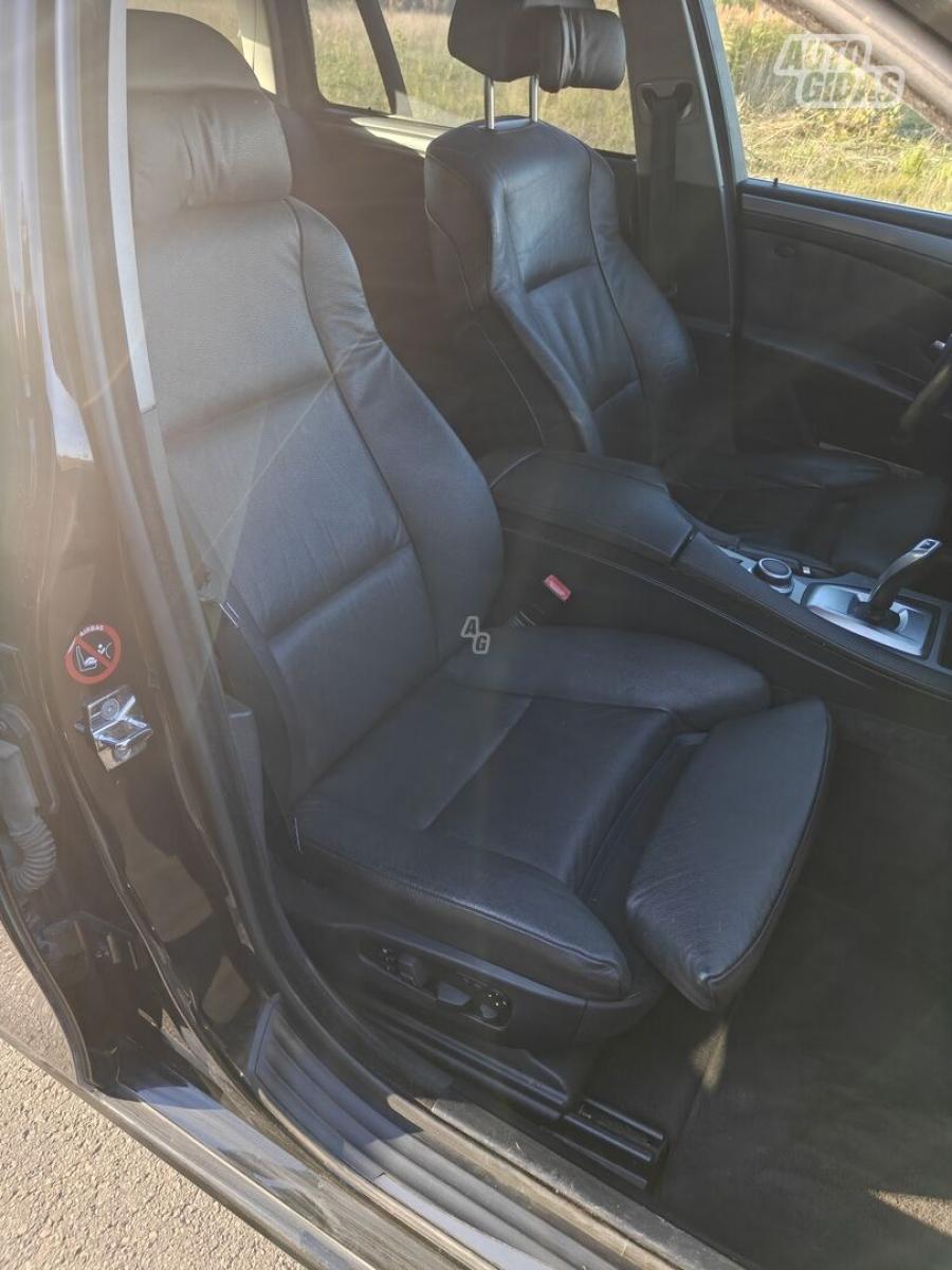 Black BMW 530 2007 in Alytus, with an engine capacity of 3.00 L and mileage of 293 thousand km for 4700 €, photo 18 on AUTOMOTO.COM.LV