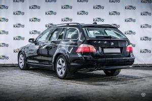 Melns BMW 530 2008 Kauņa, ar dzinēja tilpumu 3.00 L un nobraukumu 252 tūkst. km par 5390 €, foto 4 vietnē AUTOMOTO.COM.LV