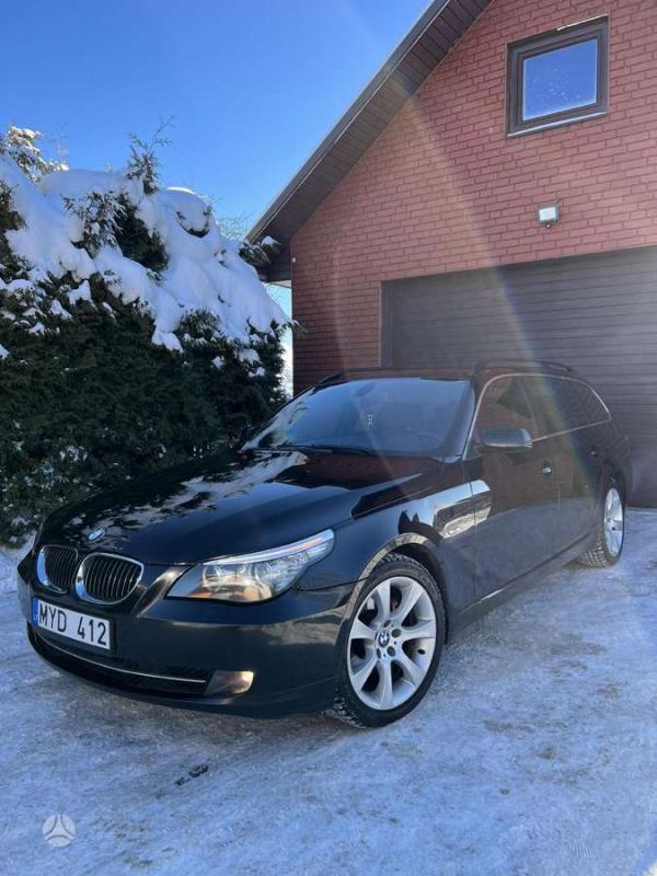 Black BMW 530 2008 in Vilnius, with an engine capacity of 2.99 L and mileage of 354 thousand km for 4800 €, photo 4 on AUTOMOTO.COM.LV