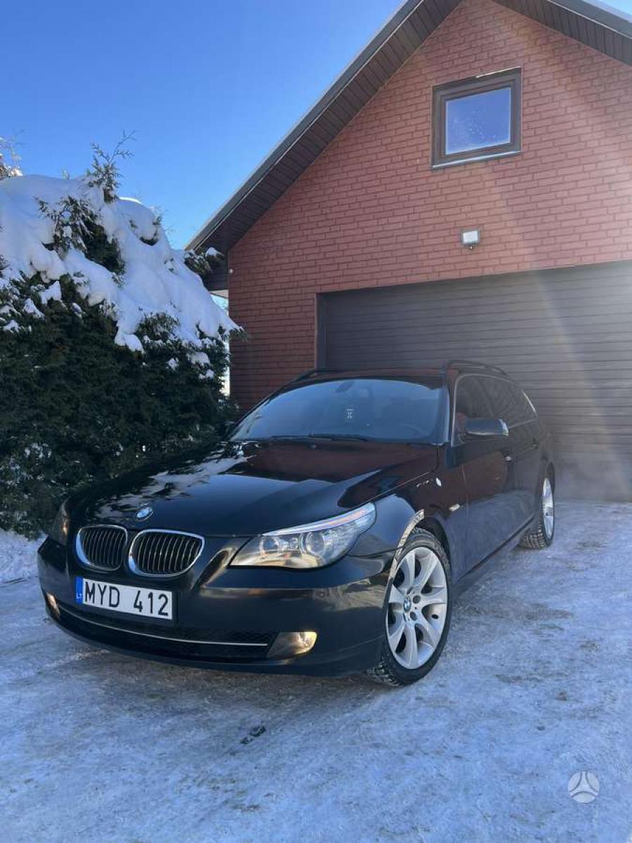 Melns BMW 530 2008 Viļņa, ar dzinēja tilpumu 2.99 L un nobraukumu 354 tūkst. km par 4800 €, foto 15 vietnē AUTOMOTO.COM.LV