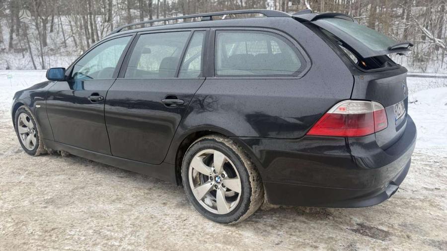 Black BMW 530 2008 in Trakai, with an engine capacity of 2.99 L and mileage of 380 thousand km for 3200 €, photo 4 on AUTOMOTO.COM.LV