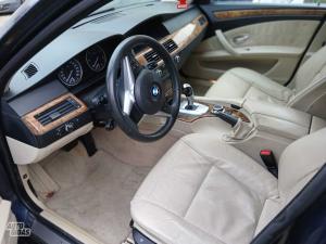 Melns BMW 530 2008 Viļņa, ar dzinēja tilpumu 3.00 L un nobraukumu 285 tūkst. km par 3858 €, foto 7 vietnē AUTOMOTO.COM.LV