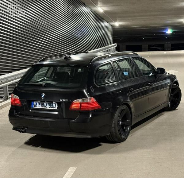 Black BMW 530 2008 in Vilnius, with an engine capacity of 3.00 L and mileage of 300 thousand km for 3950 €, photo 2 on AUTOMOTO.COM.LV