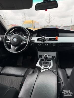 Black BMW 530 2008 in Vilnius, with an engine capacity of 3.00 L and mileage of 321 thousand km for 3500 €, photo 10 on AUTOMOTO.COM.LV