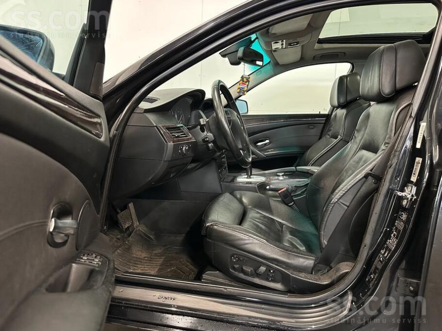 Melns BMW 530 2008 Jūrmala, ar dzinēja tilpumu 3.00 L un nobraukumu 372 tūkst. km par 2990 €, foto 15 vietnē AUTOMOTO.COM.LV