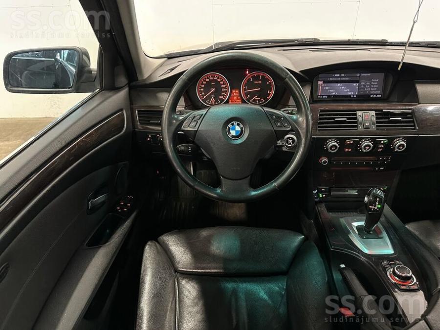 Melns BMW 530 2008 Jūrmala, ar dzinēja tilpumu 3.00 L un nobraukumu 372 tūkst. km par 2990 €, foto 17 vietnē AUTOMOTO.COM.LV