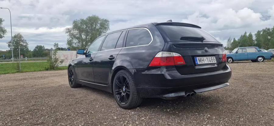 Melns BMW 530 2008 Daugavpils, ar dzinēja tilpumu 3.00 L un nobraukumu 356 tūkst. km par 3750 €, foto 4 vietnē AUTOMOTO.COM.LV