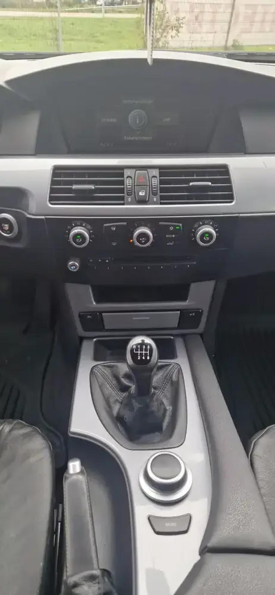 Melns BMW 530 2008 Daugavpils, ar dzinēja tilpumu 3.00 L un nobraukumu 356 tūkst. km par 3750 €, foto 13 vietnē AUTOMOTO.COM.LV