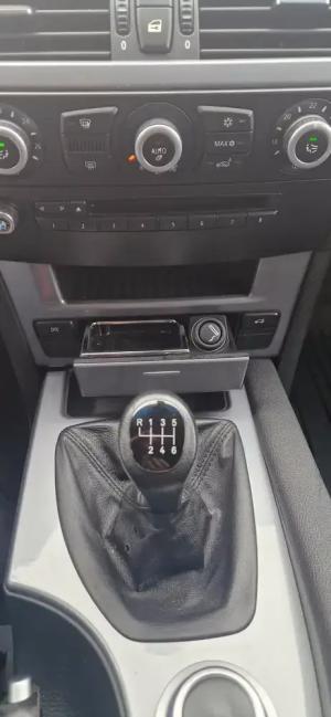 Melns BMW 530 2008 Daugavpils, ar dzinēja tilpumu 3.00 L un nobraukumu 356 tūkst. km par 3750 €, foto 18 vietnē AUTOMOTO.COM.LV