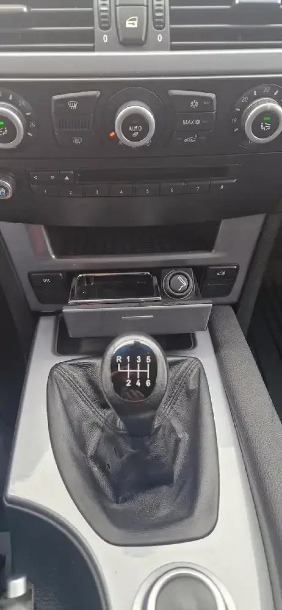 Melns BMW 530 2008 Daugavpils, ar dzinēja tilpumu 3.00 L un nobraukumu 356 tūkst. km par 3750 €, foto 18 vietnē AUTOMOTO.COM.LV
