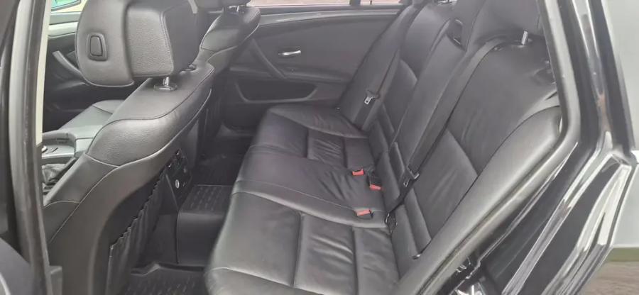 Melns BMW 530 2008 Daugavpils, ar dzinēja tilpumu 3.00 L un nobraukumu 356 tūkst. km par 3750 €, foto 22 vietnē AUTOMOTO.COM.LV