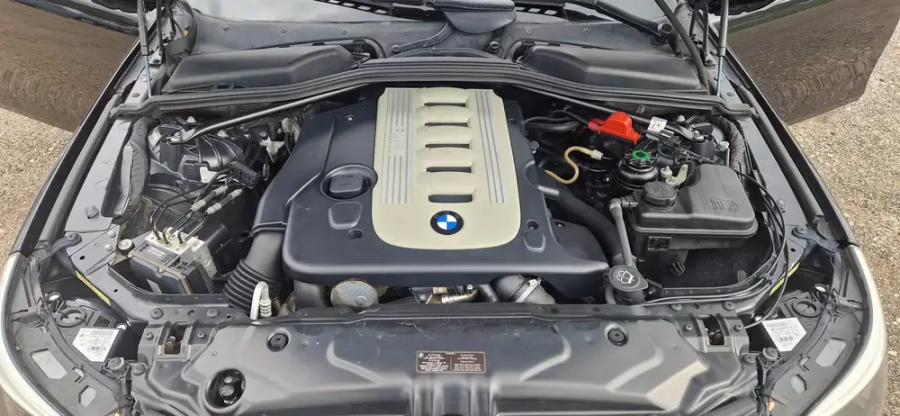 Melns BMW 530 2008 Daugavpils, ar dzinēja tilpumu 3.00 L un nobraukumu 356 tūkst. km par 3750 €, foto 27 vietnē AUTOMOTO.COM.LV