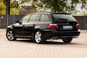 Melns BMW 530 2008 Jelgava, ar dzinēja tilpumu 3.00 L un nobraukumu 366 tūkst. km par 6190 €, foto 5 vietnē AUTOMOTO.COM.LV