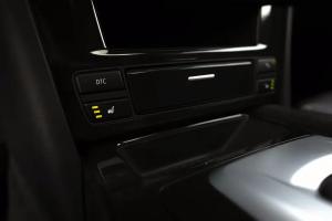 Melns BMW 530 2008 Jelgava, ar dzinēja tilpumu 3.00 L un nobraukumu 366 tūkst. km par 6190 €, foto 13 vietnē AUTOMOTO.COM.LV