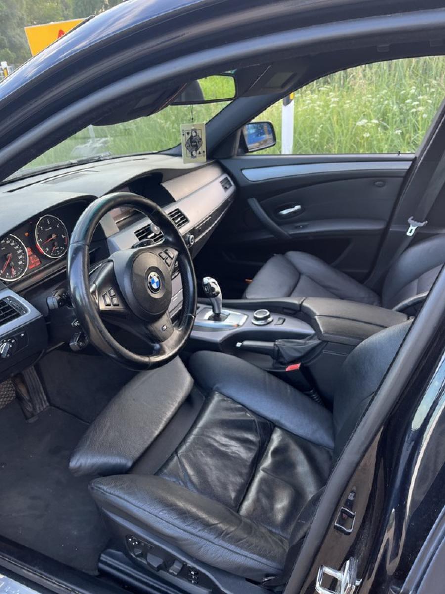 Melns BMW 530 2008 Tartu, ar dzinēja tilpumu 3.00 L un nobraukumu 364 tūkst. km par 4700 €, foto 21 vietnē AUTOMOTO.COM.LV
