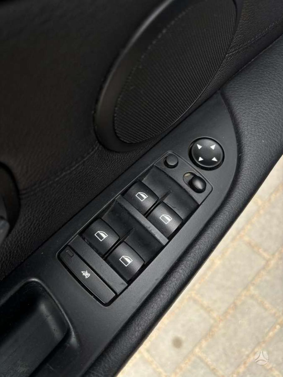 Melns BMW 530 2008 Utena, ar dzinēja tilpumu 3.00 L un nobraukumu 314 tūkst. km par 3900 €, foto 13 vietnē AUTOMOTO.COM.LV