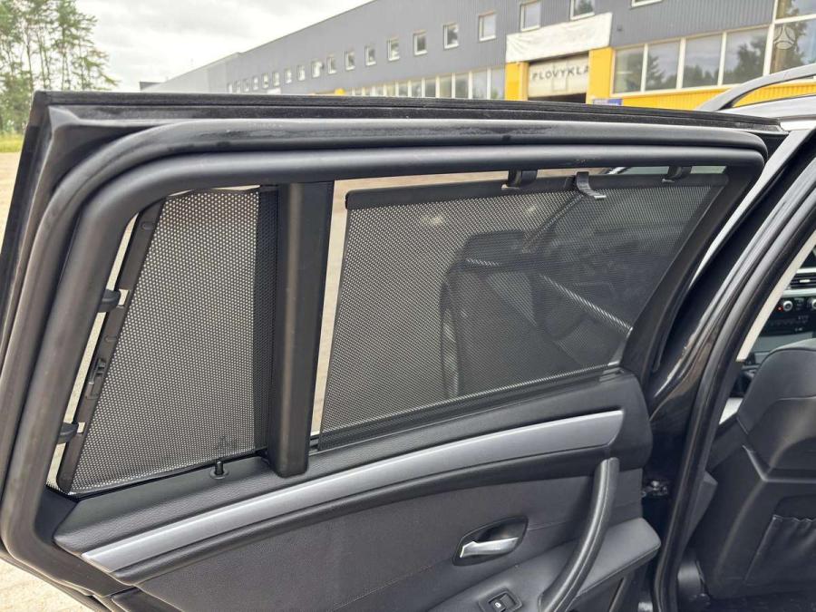 Melns BMW 530 2008 Utena, ar dzinēja tilpumu 3.00 L un nobraukumu 314 tūkst. km par 3900 €, foto 18 vietnē AUTOMOTO.COM.LV