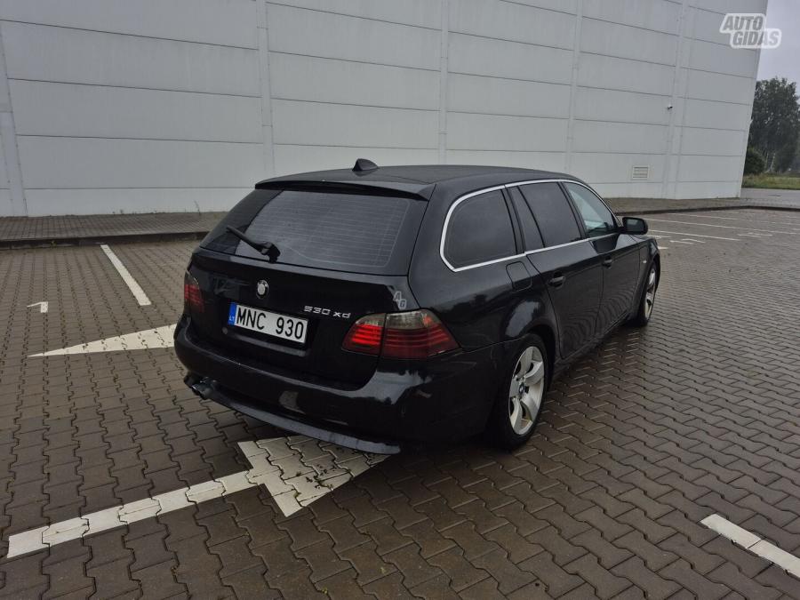 Black BMW 530 2008 in Kaunas, with an engine capacity of 3.00 L and mileage of 0 thousand km for 3200 €, photo 9 on AUTOMOTO.COM.LV