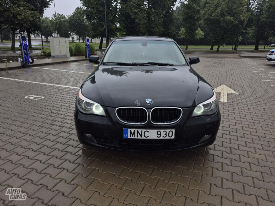 Black BMW 530 2008 in Kaunas, with an engine capacity of 3.00 L and mileage of 0 thousand km for 3200 €, photo 12 on AUTOMOTO.COM.LV