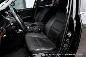 Melns BMW 530 2008 Kretinga, ar dzinēja tilpumu 2.50 L un nobraukumu 387 tūkst. km par 4999 €, foto 21 vietnē AUTOMOTO.COM.LV