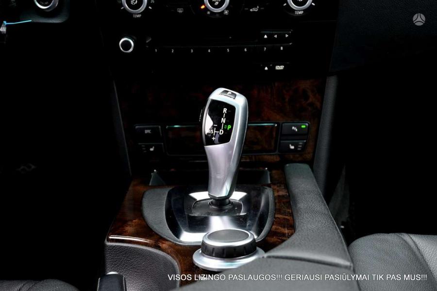 Melns BMW 530 2008 Kretinga, ar dzinēja tilpumu 2.50 L un nobraukumu 387 tūkst. km par 4999 €, foto 33 vietnē AUTOMOTO.COM.LV