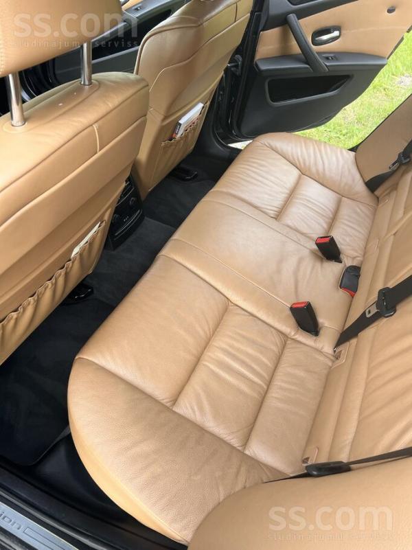 Melns BMW 530 2008 Rīga, ar dzinēja tilpumu 3.00 L un nobraukumu 355 tūkst. km par 7900 €, foto 10 vietnē AUTOMOTO.COM.LV