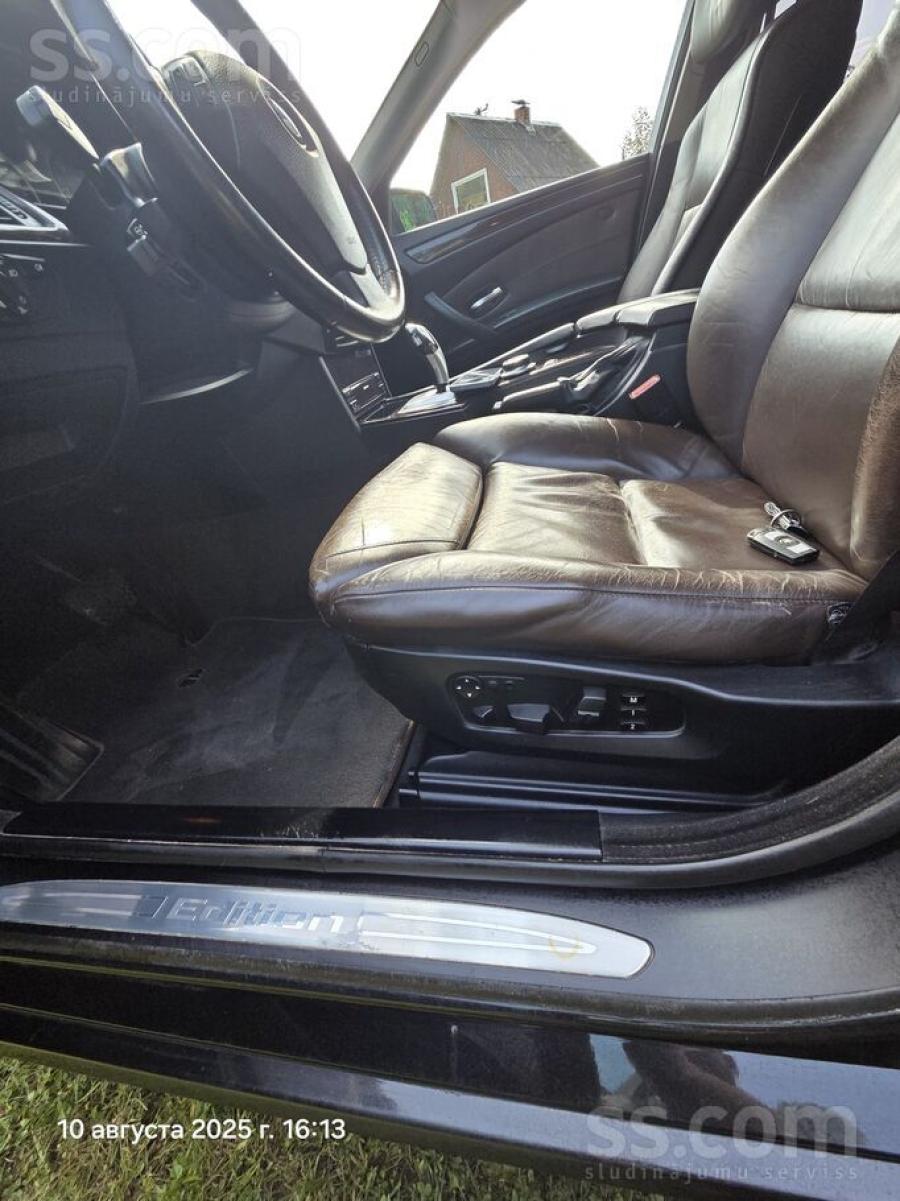 Melns BMW 530 2008 Rīga, ar dzinēja tilpumu 3.00 L un nobraukumu 311 tūkst. km par 3600 €, foto 16 vietnē AUTOMOTO.COM.LV