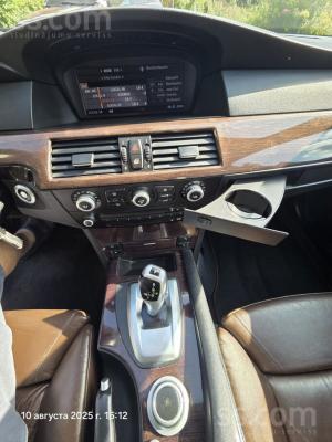Melns BMW 530 2008 Rīga, ar dzinēja tilpumu 3.00 L un nobraukumu 311 tūkst. km par 3600 €, foto 17 vietnē AUTOMOTO.COM.LV