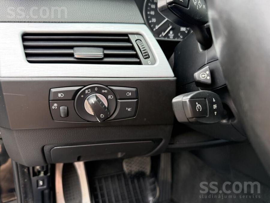 Black BMW 530 2008 in Jurmala, with an engine capacity of 3.00 L and mileage of 0 thousand km for 5350 €, photo 23 on AUTOMOTO.COM.LV