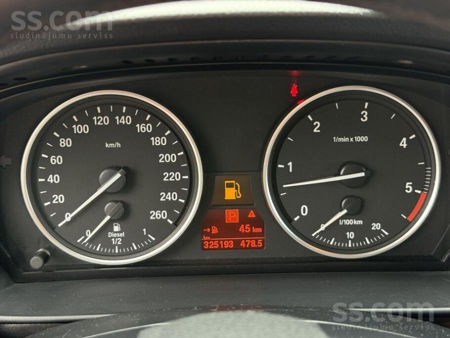 Black BMW 530 2008 in Jurmala, with an engine capacity of 3.00 L and mileage of 0 thousand km for 5350 €, photo 25 on AUTOMOTO.COM.LV