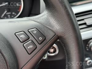 Black BMW 530 2008 in Jurmala, with an engine capacity of 3.00 L and mileage of 0 thousand km for 5350 €, photo 27 on AUTOMOTO.COM.LV