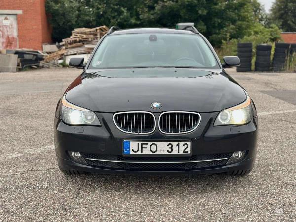 Черный БМВ 530 2008 в Вильнюс, объемом двигателя 2.99 л и пробегом 415 тыс. км за 3200 €, фото 3 на AUTOMOTO.COM.LV