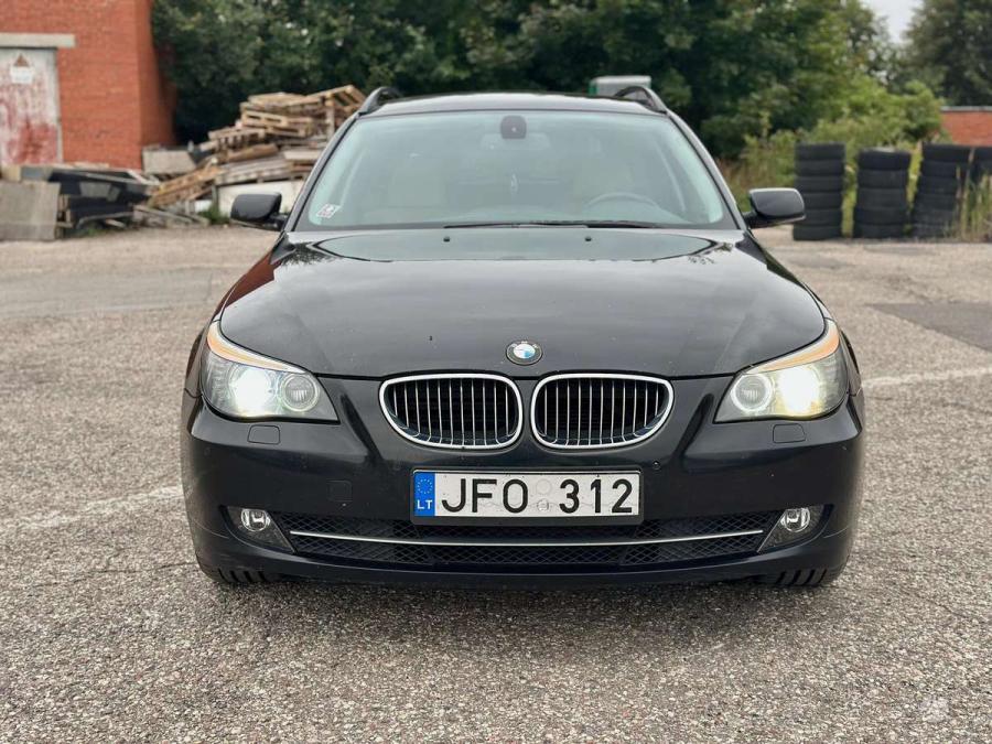Черный БМВ 530 2008 в Вильнюс, объемом двигателя 2.99 л и пробегом 415 тыс. км за 3200 €, фото 3 на AUTOMOTO.COM.LV