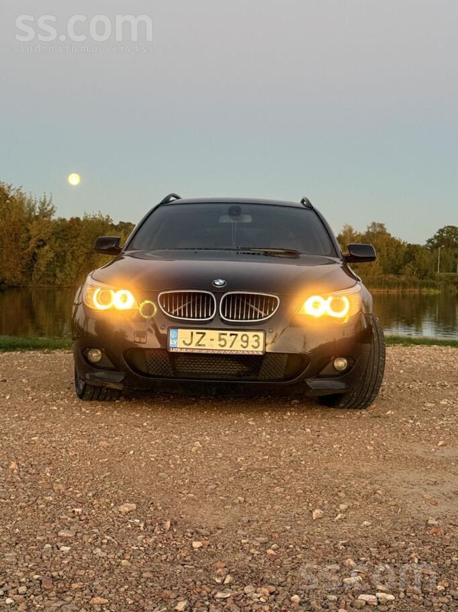 Black BMW 530 2008 in Jelgava, with an engine capacity of 3.00 L and mileage of 0 thousand km for 5900 €, photo 3 on AUTOMOTO.COM.LV
