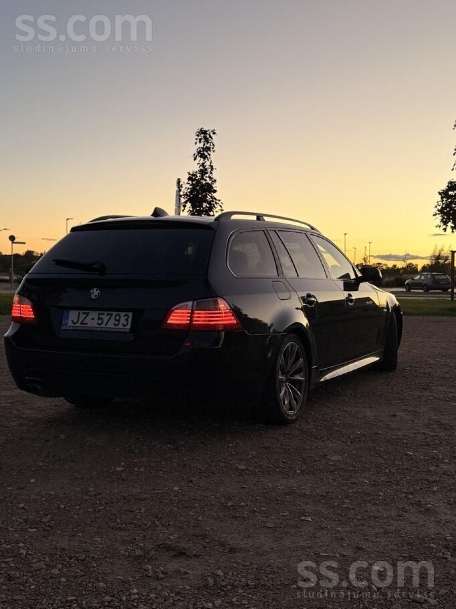 Black BMW 530 2008 in Jelgava, with an engine capacity of 3.00 L and mileage of 0 thousand km for 5900 €, photo 6 on AUTOMOTO.COM.LV