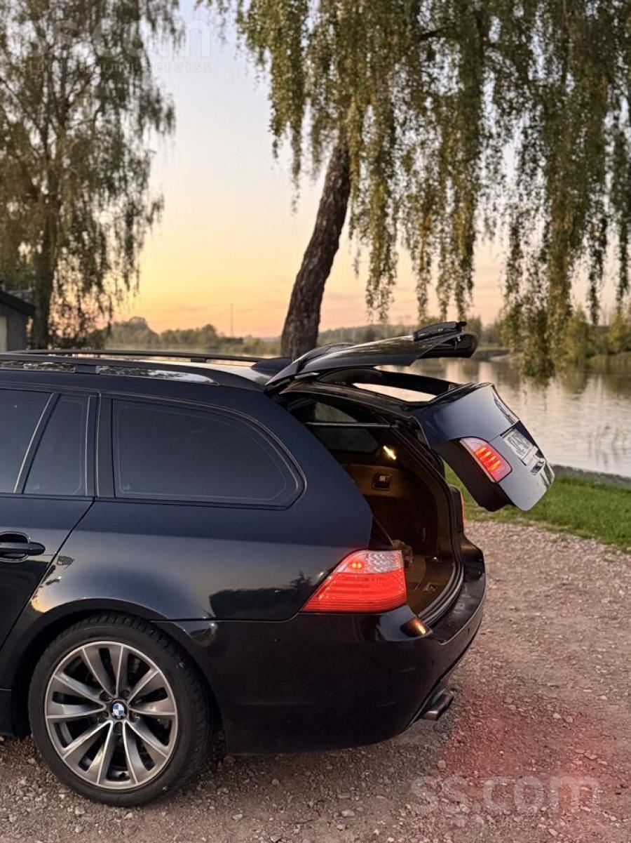 Black BMW 530 2008 in Jelgava, with an engine capacity of 3.00 L and mileage of 0 thousand km for 5900 €, photo 9 on AUTOMOTO.COM.LV