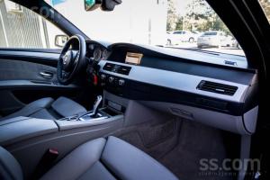 Melns BMW 530 2008 Rīga, ar dzinēja tilpumu 3.00 L un nobraukumu 318 tūkst. km par 5990 €, foto 10 vietnē AUTOMOTO.COM.LV
