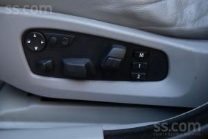Melns BMW 530 2008 Rīga, ar dzinēja tilpumu 3.00 L un nobraukumu 318 tūkst. km par 5990 €, foto 13 vietnē AUTOMOTO.COM.LV